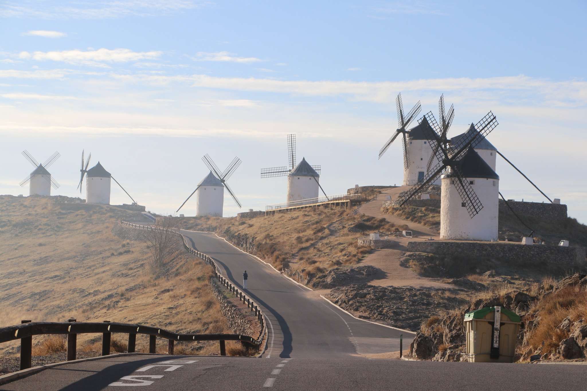 LES MOULINS A VENT DE LA CONSUEGRA - ESPAGNE + - voyageavecnous.com
