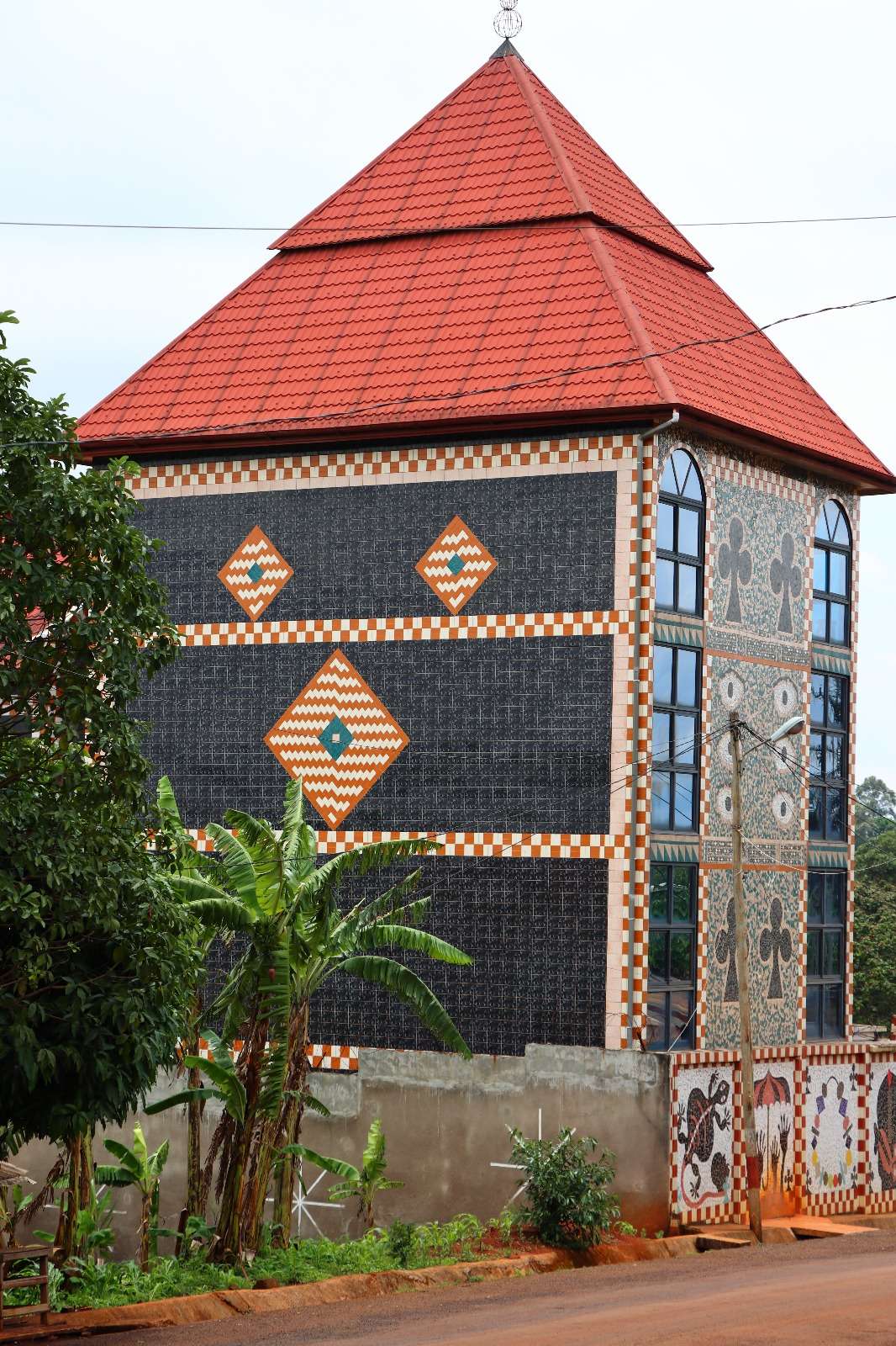 La Chefferie de Bandjoun - Bafoussam CAMEROUN + - voyageavecnous.com