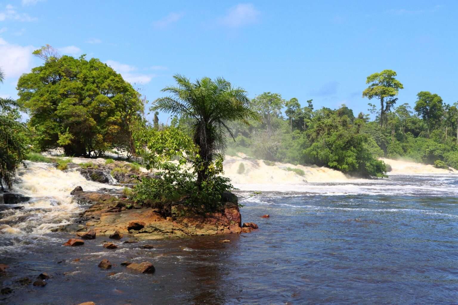 Les Chutes de la Lobé - Kribi CAMEROUN + - voyageavecnous.com