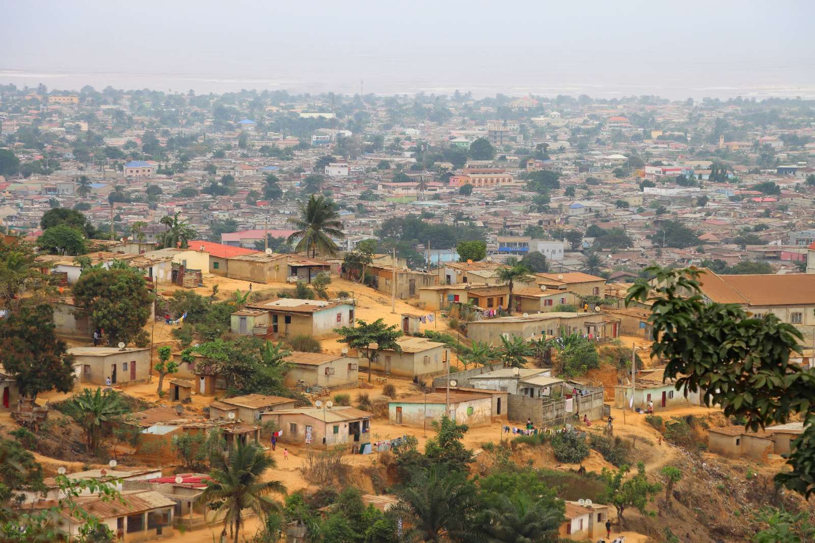 Cabinda, l'enclave aux frontière disputées ANGOLA + - voyageavecnous.com