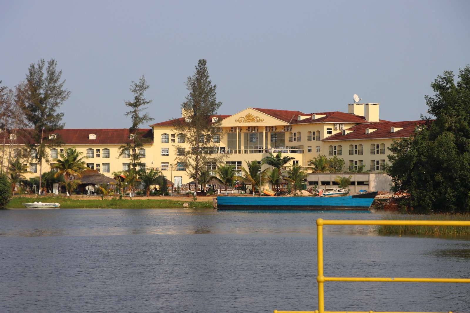 Cabinda, l'enclave aux frontière disputées ANGOLA + - voyageavecnous.com