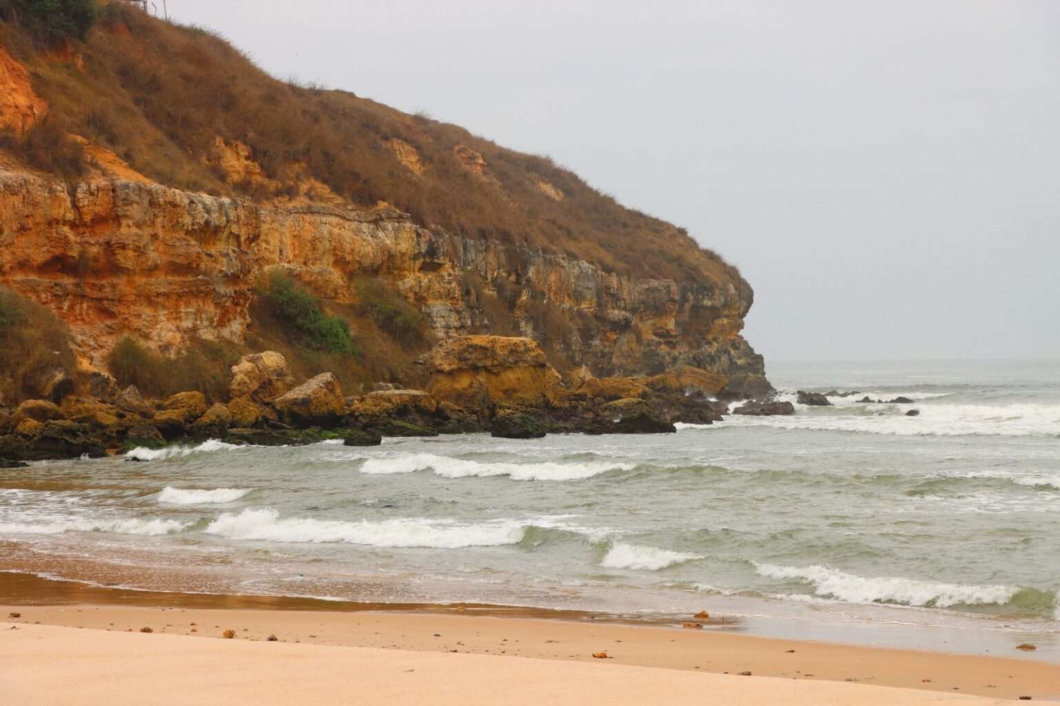 Luanda : entre modernité et héritage historique ANGOLA ...