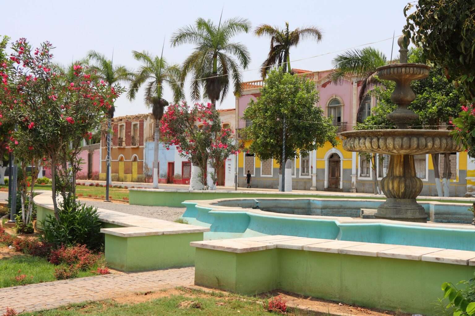 Bondoukou "La Ville aux Mille Mosquées" Côte d'Ivoire ...